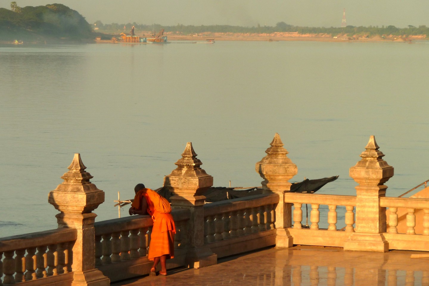 Nong Khai travel guide Travelfish.org