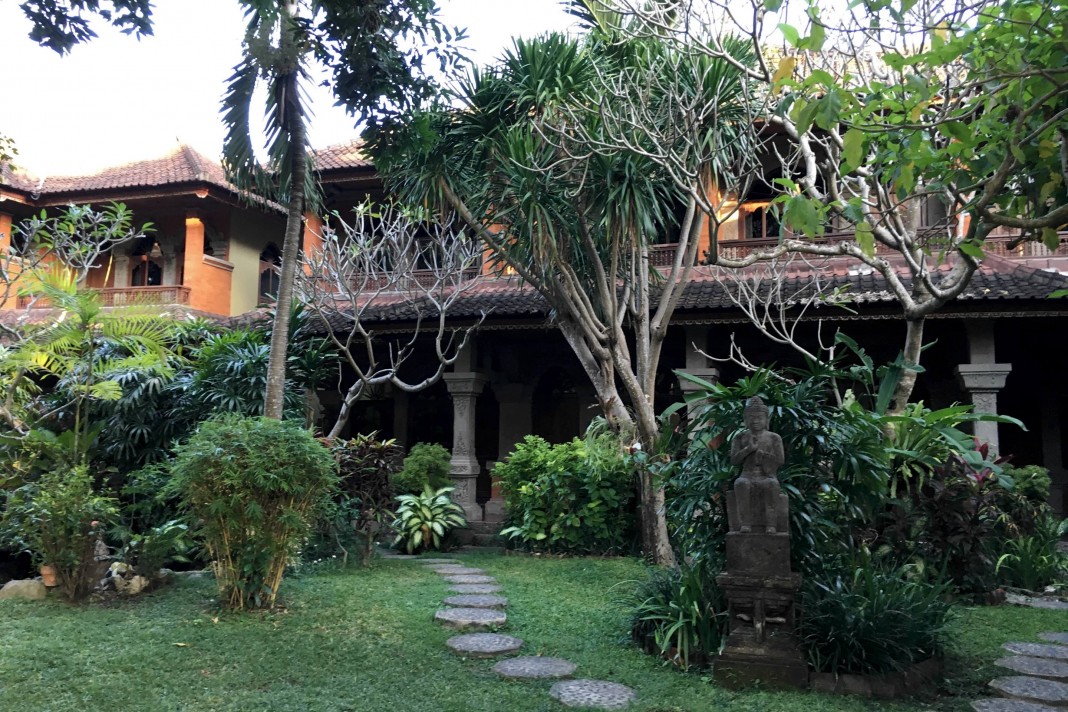 An independent review of Three Brothers Bungalows in Legian.