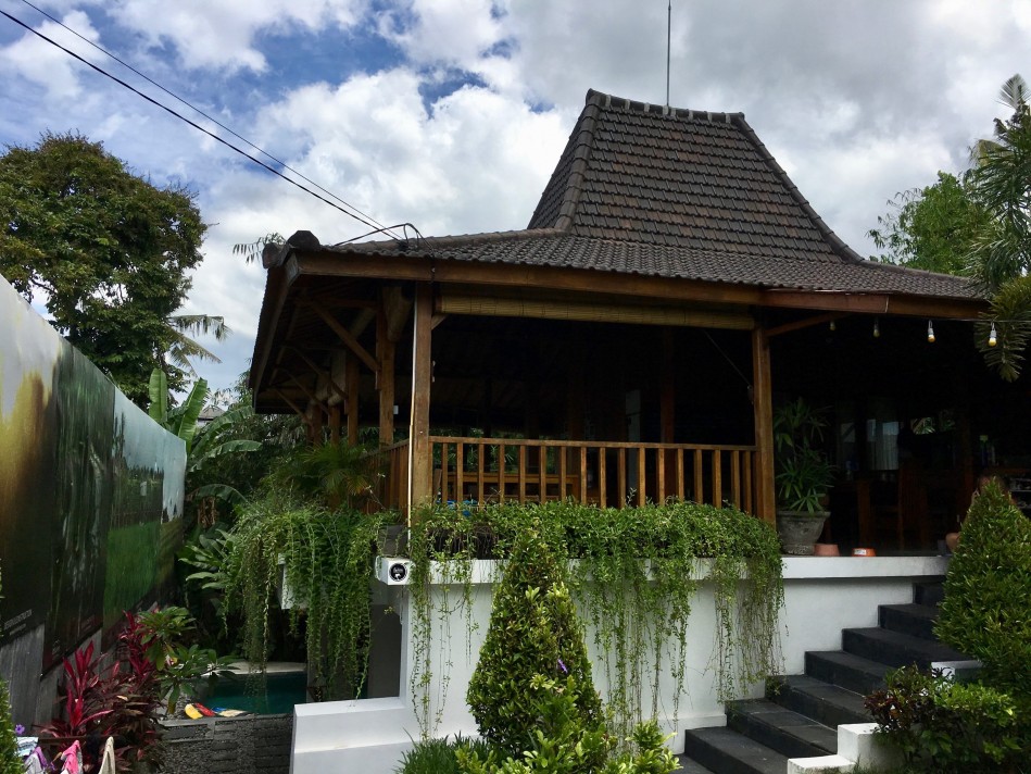 An independent review of The Farm Hostel in Canggu.