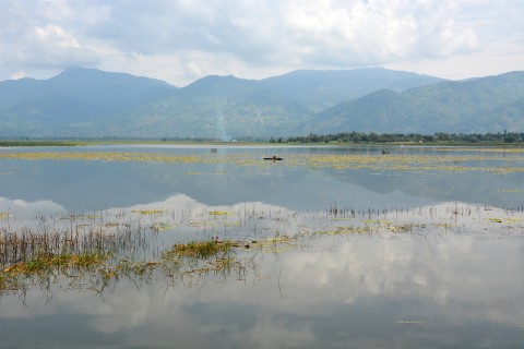 Lắk Lake